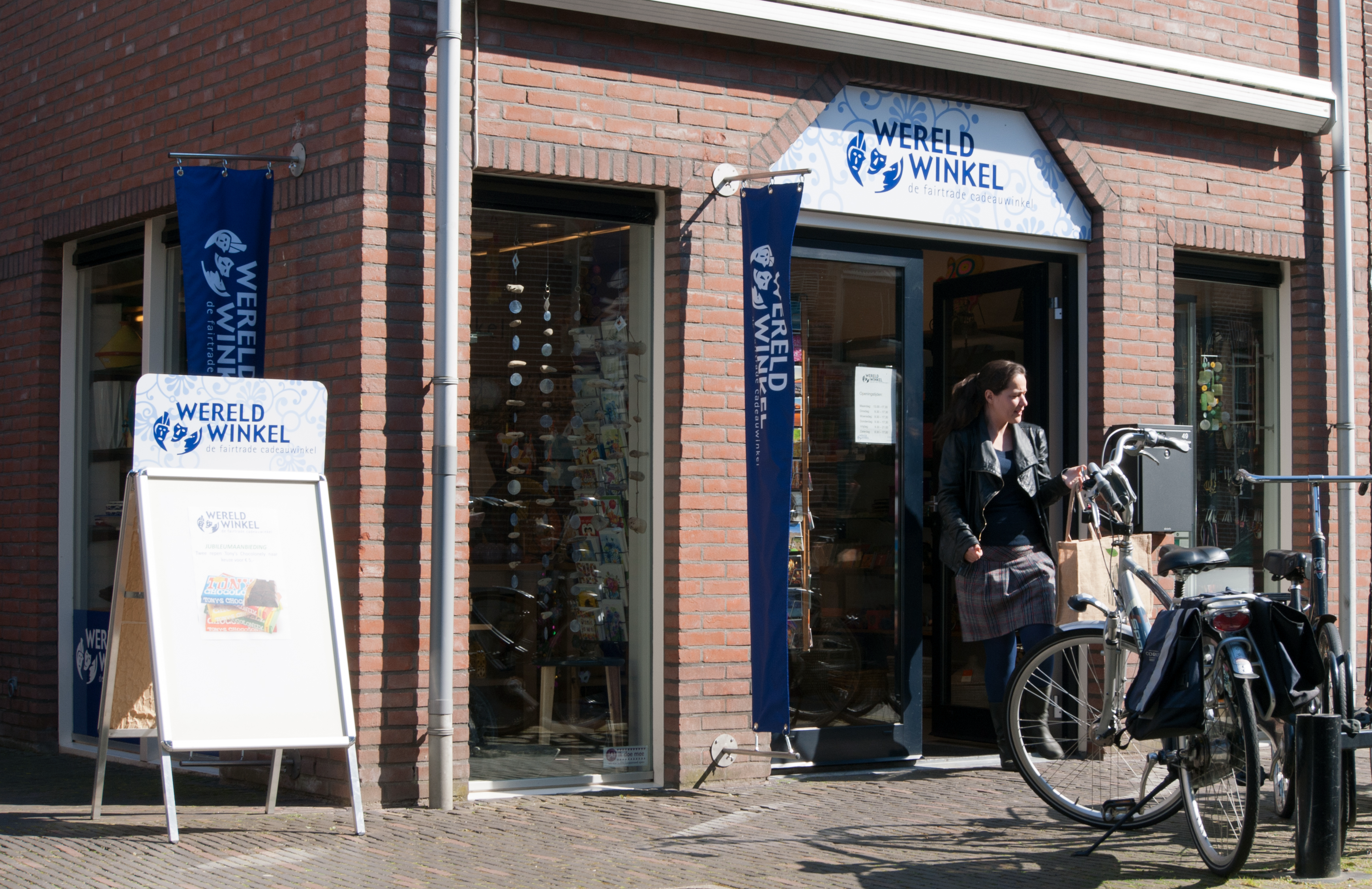 Wereldwinkel Woerden › Over onze winkel